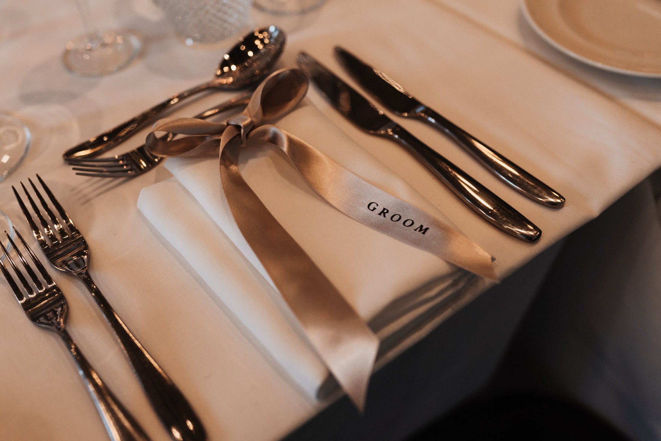 Personalised Wedding Guest Ribbon Bow Place Names – Forever Paper Co